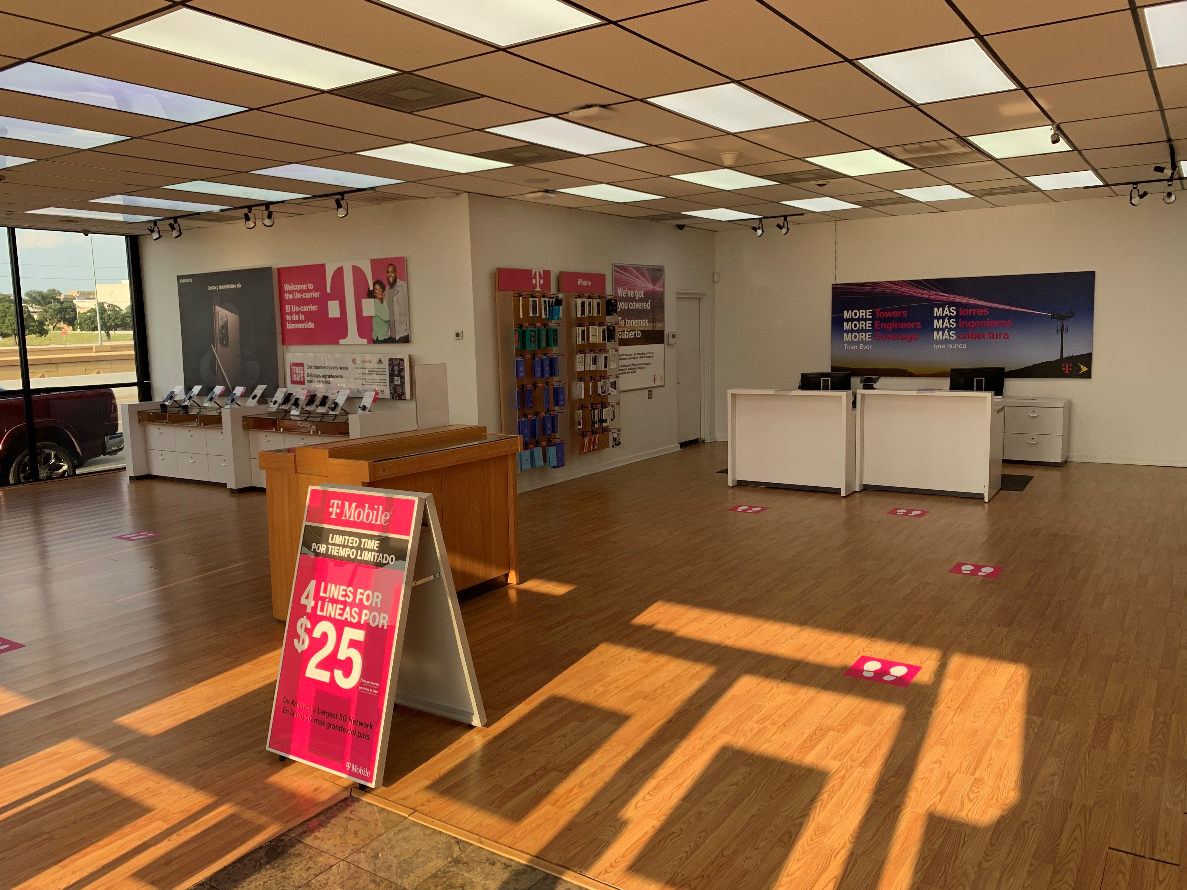 T-Mobile - Dallas, TX 75240