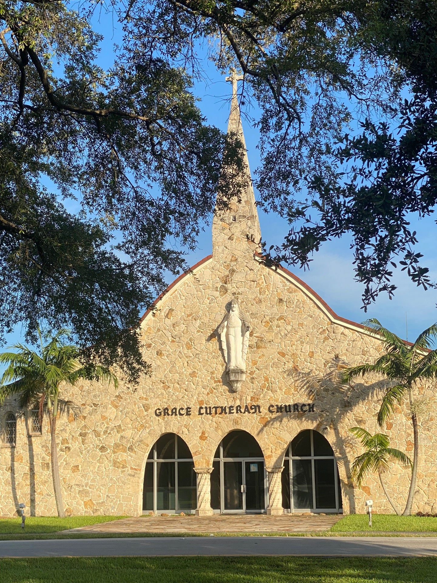Grace Lutheran Church - Miami Springs, FL 33166
