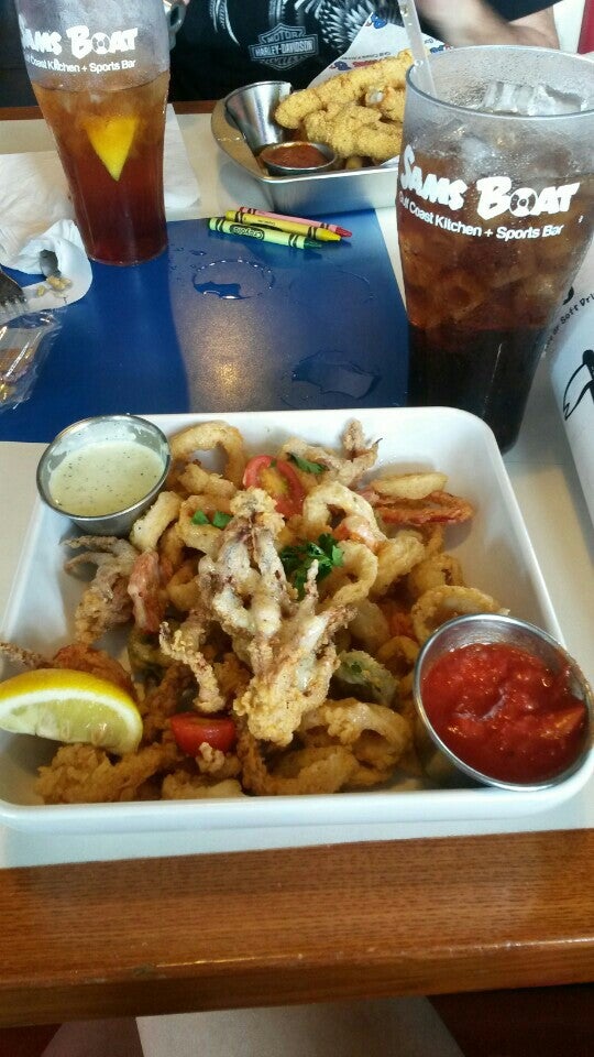 Sam's Boat - Houston, TX 77057