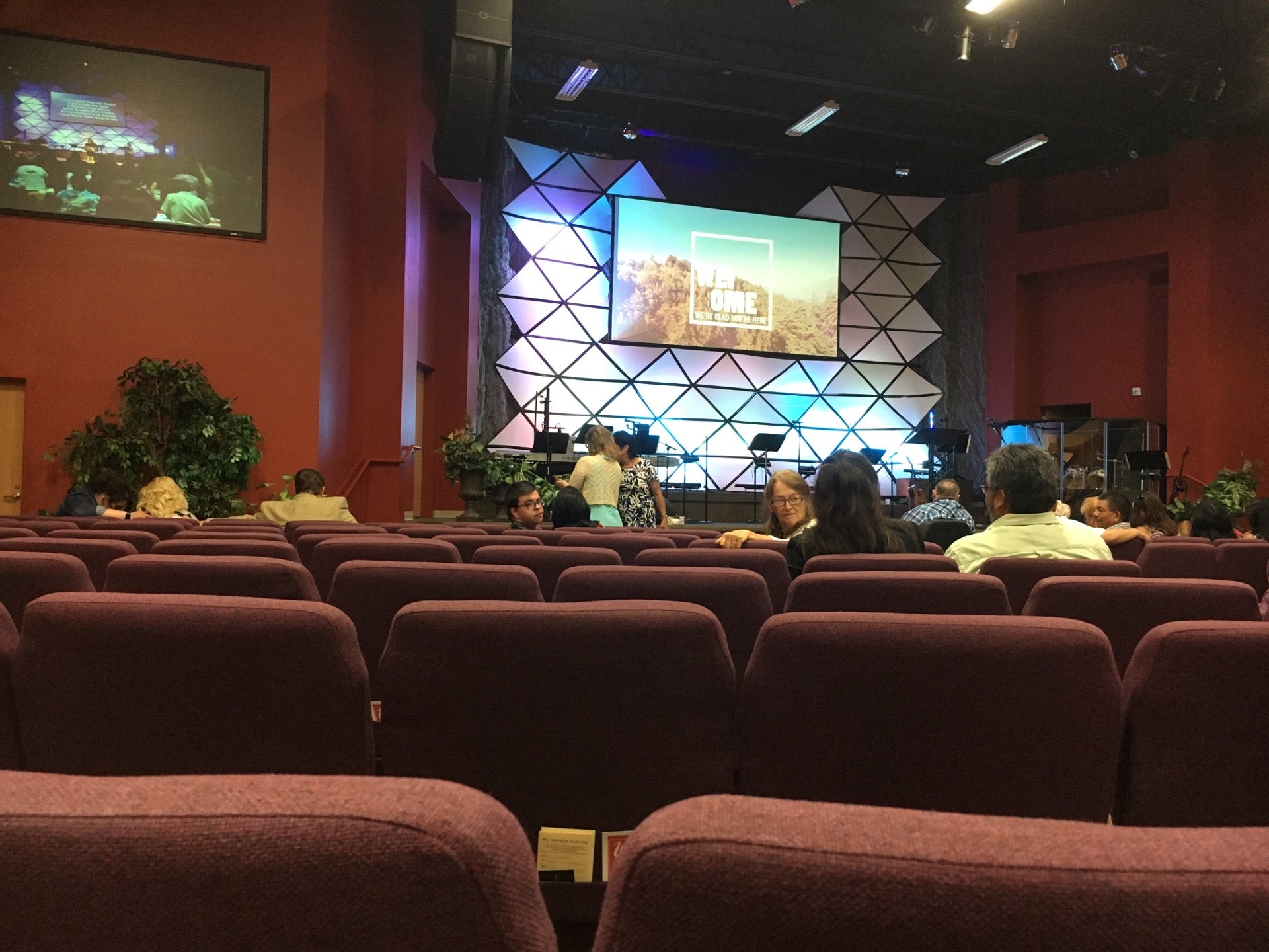 Family Worship Center - Pueblo, CO 81008