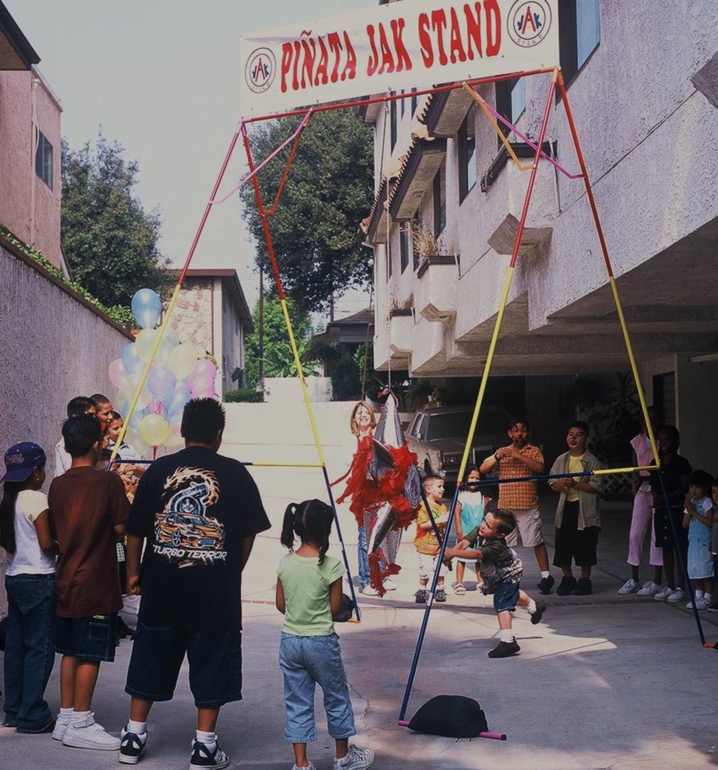 Pinata Jak Stand - Los Angeles, CA 90032