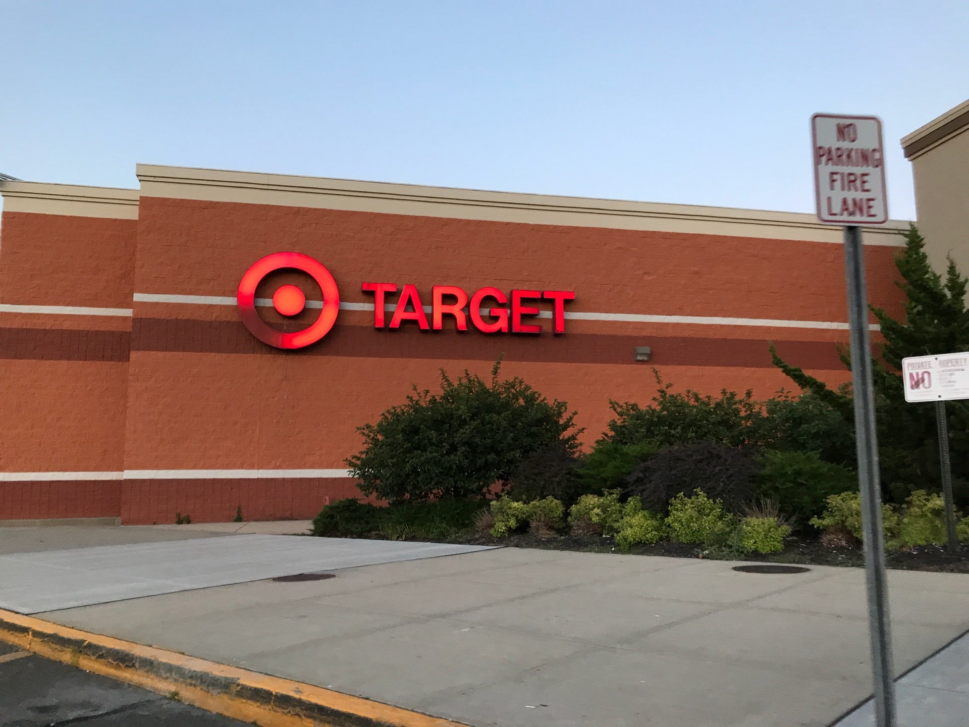 Target - Bay Shore, NY 11706