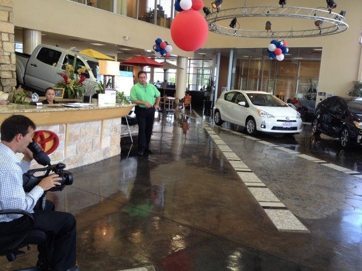 Fred Haas Toyota Country - Houston, TX 77070