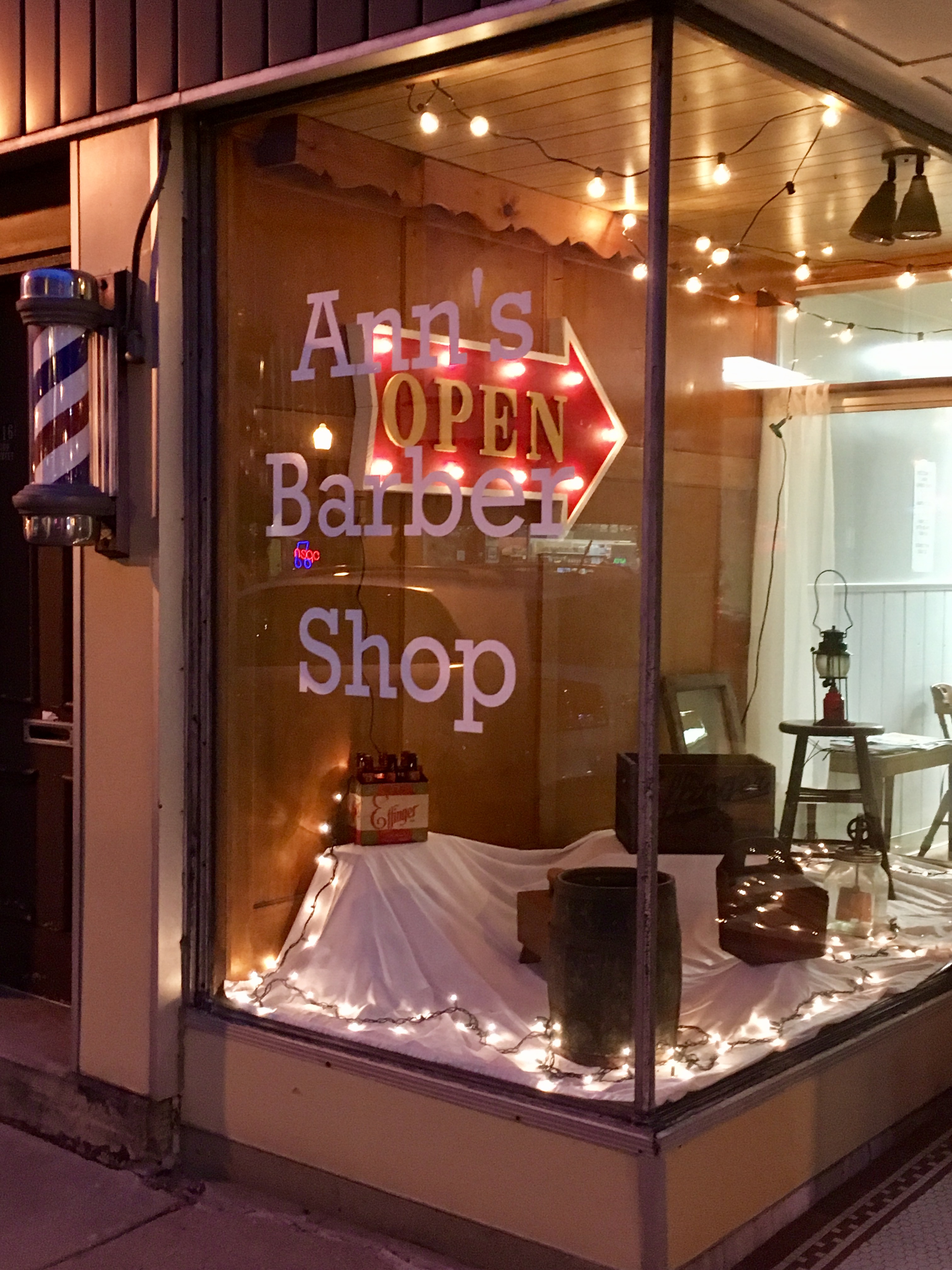 Ann's Barber Shop - Baraboo, WI 53913