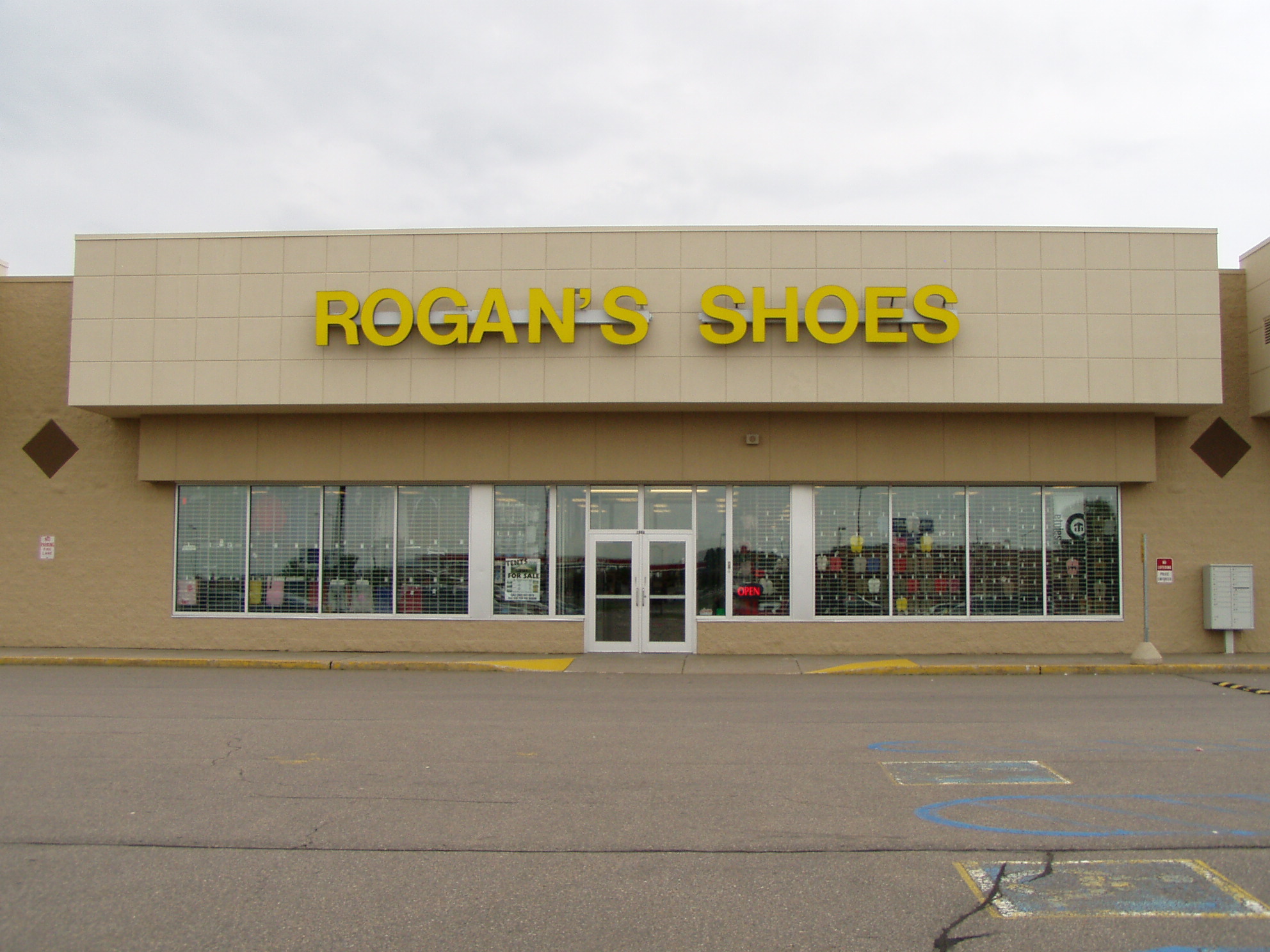 Rogan S Shoes Marshfield Wi