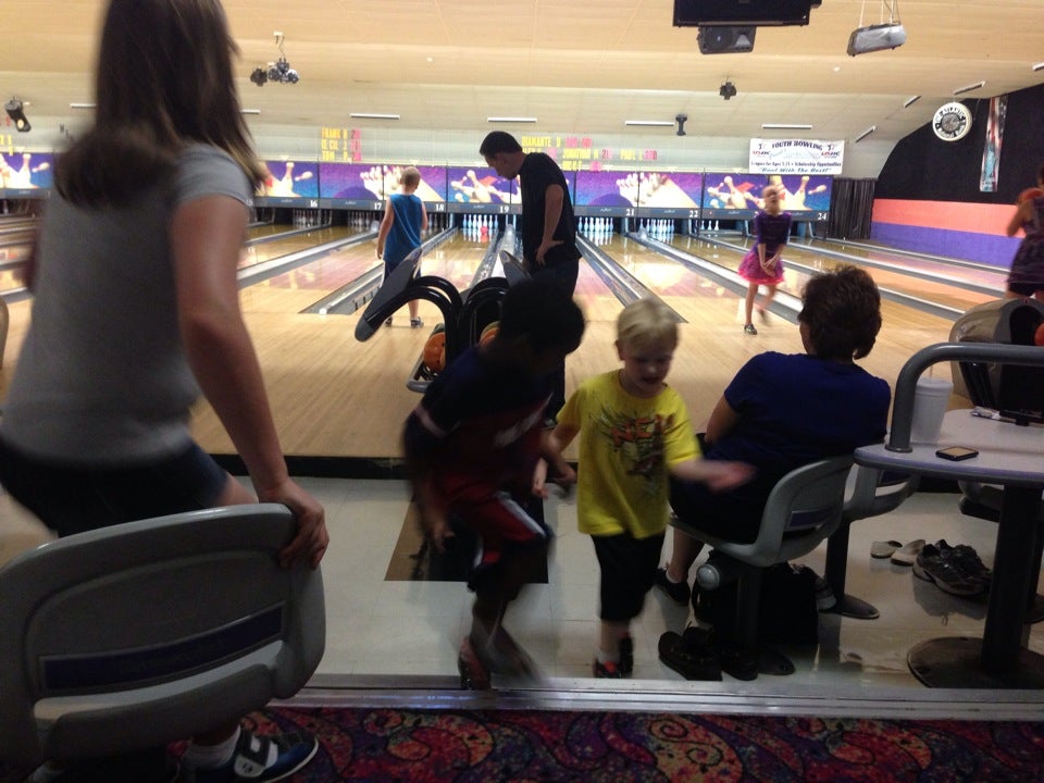 Batt Family Fun Center - Jacksonville, FL 32210